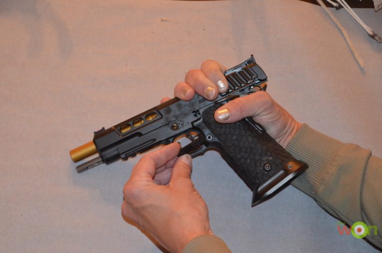 Retro WON: How to Clean a Pistol