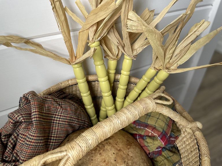 DIY Spindle Corn Craft