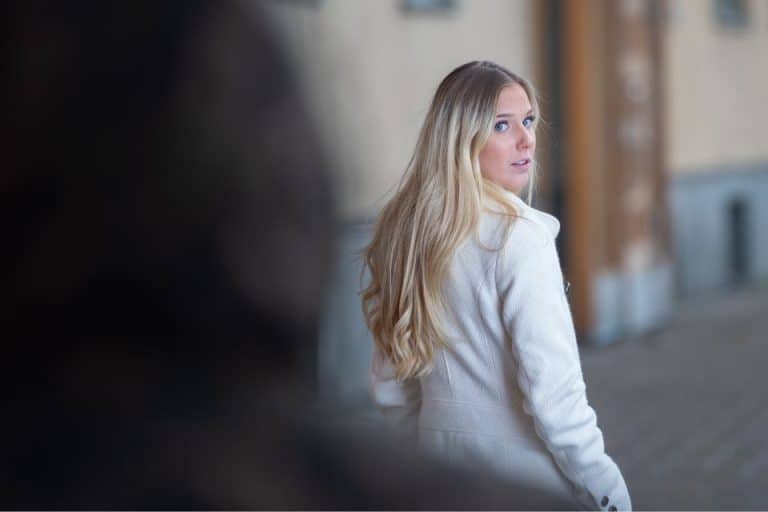 5 Verbal Commands Every Woman Should Know for Self Defense