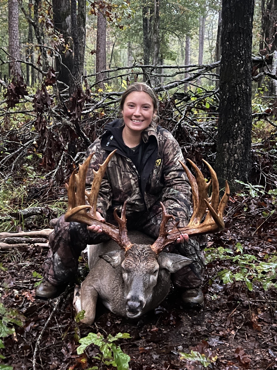 Boone and Crockett Girls Who Hunt: 5 Deer Hunters