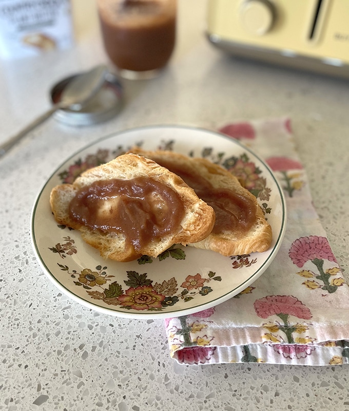 Instant Pot Apple Butter With Culled Fruit